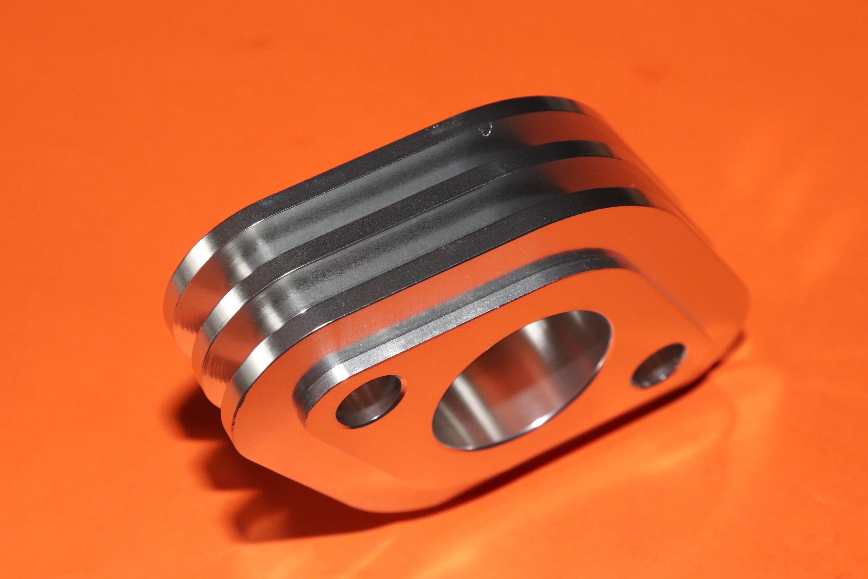 JOHN TICKLE TYPE TRIUMPH NORTON BSA 26MM BILLET ALLOY FINNED SPACER