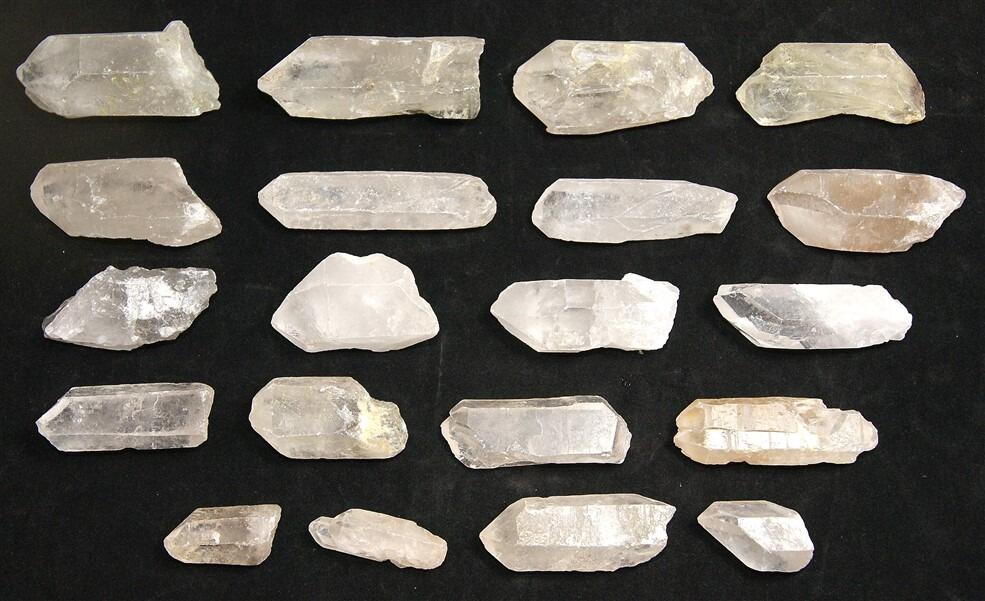 Wholesale 1 Kilo Quartz Crystal Broken Points 20 Piece Set Large Q23B07