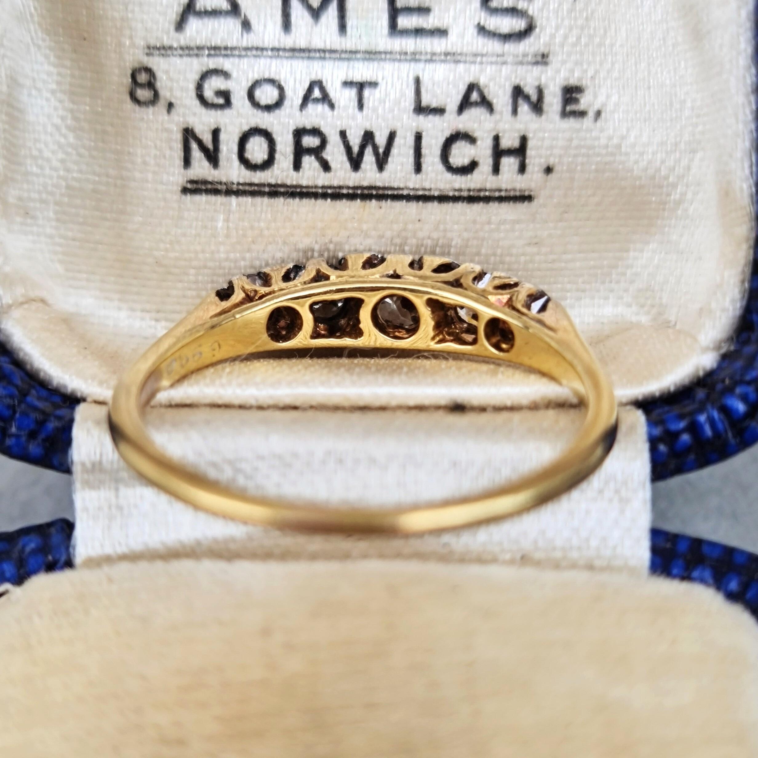 Victorian 18ct Gold Five Stone Diamond Boat Ring