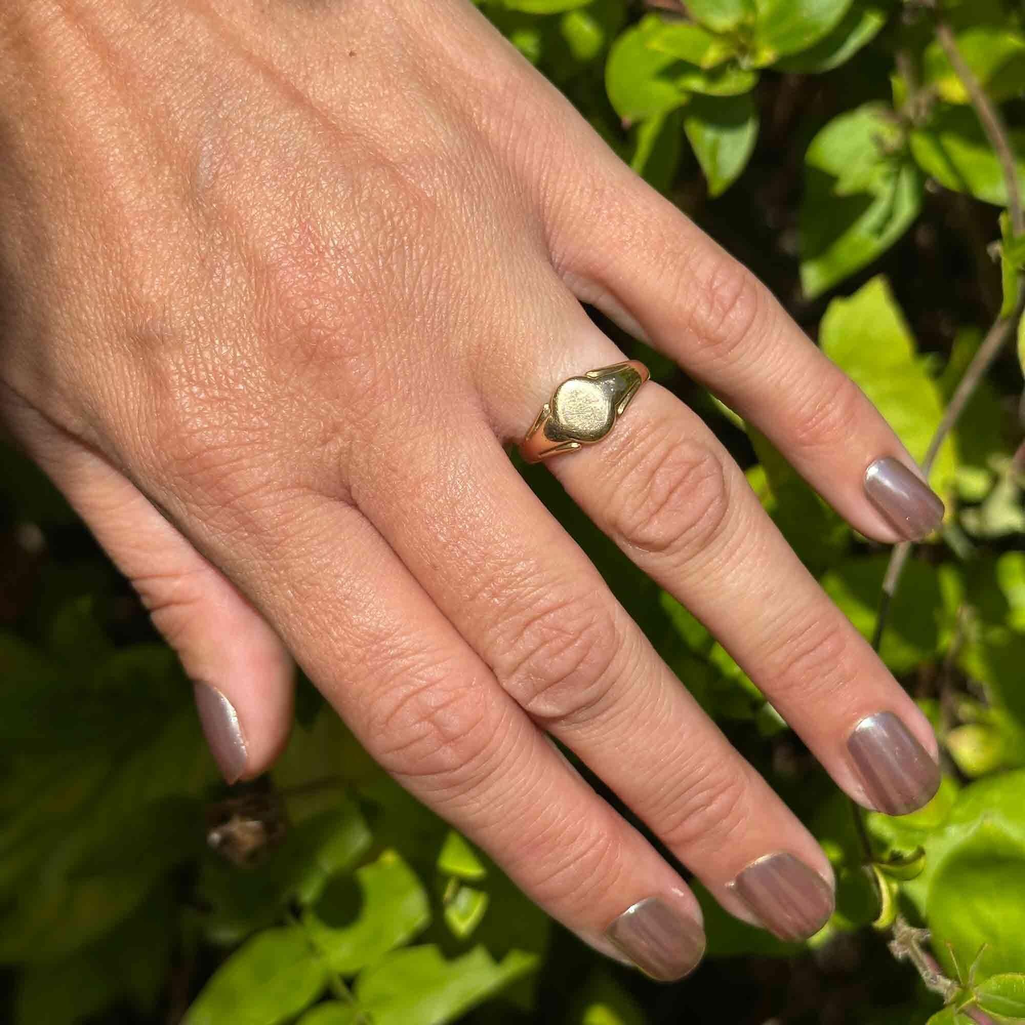 Vintage 1942 18k Gold Signet Ring | Art Deco Men's Pinky Ring