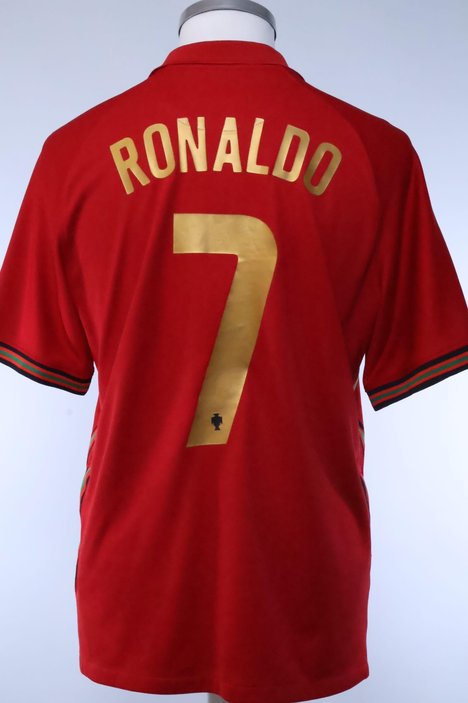 2020/21 - PORTUGAL - RONALDO - #7 - HOME SHIRT - M