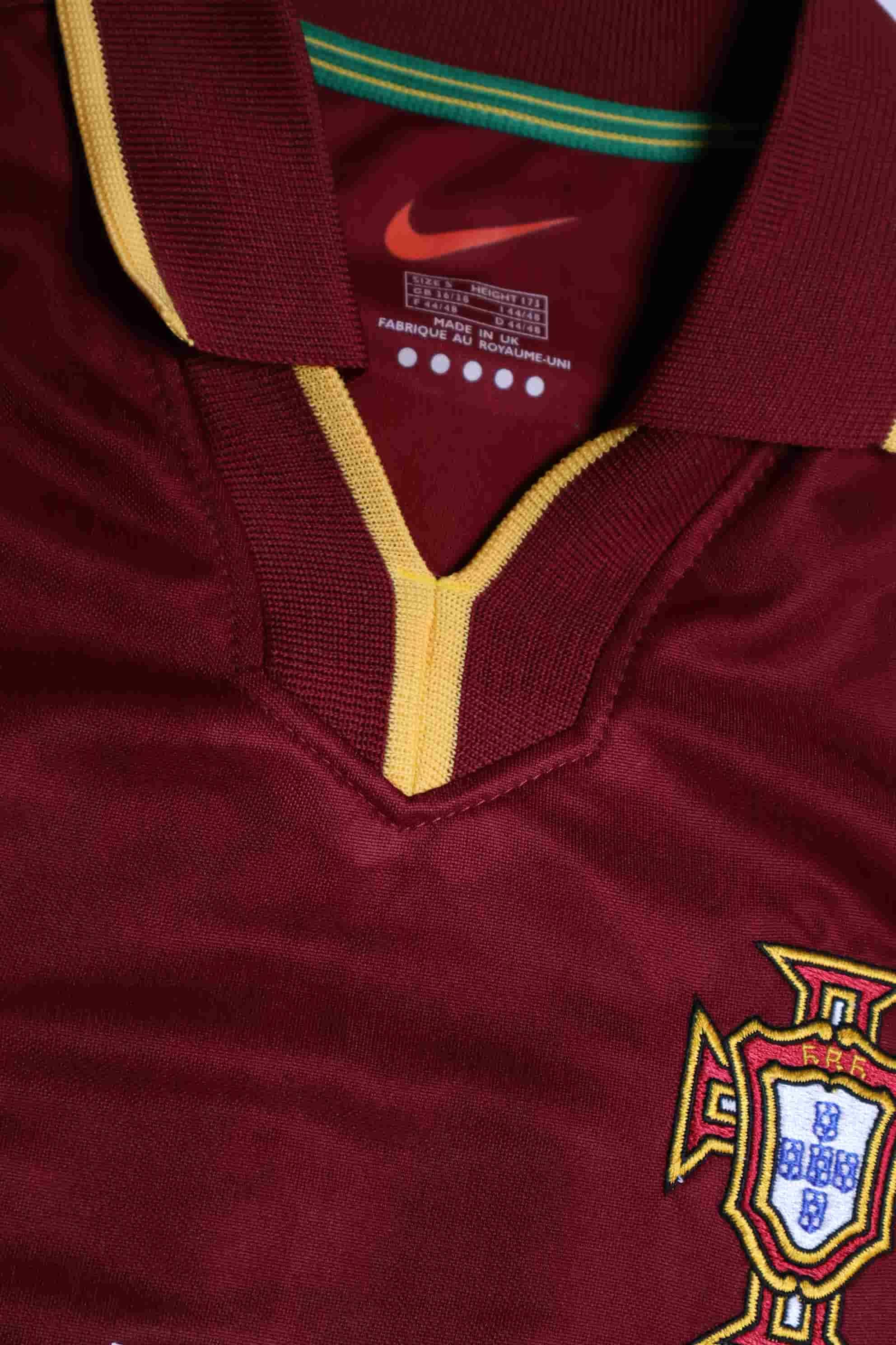 Portugal 2002/04 Figo #7 Home Shirt - S