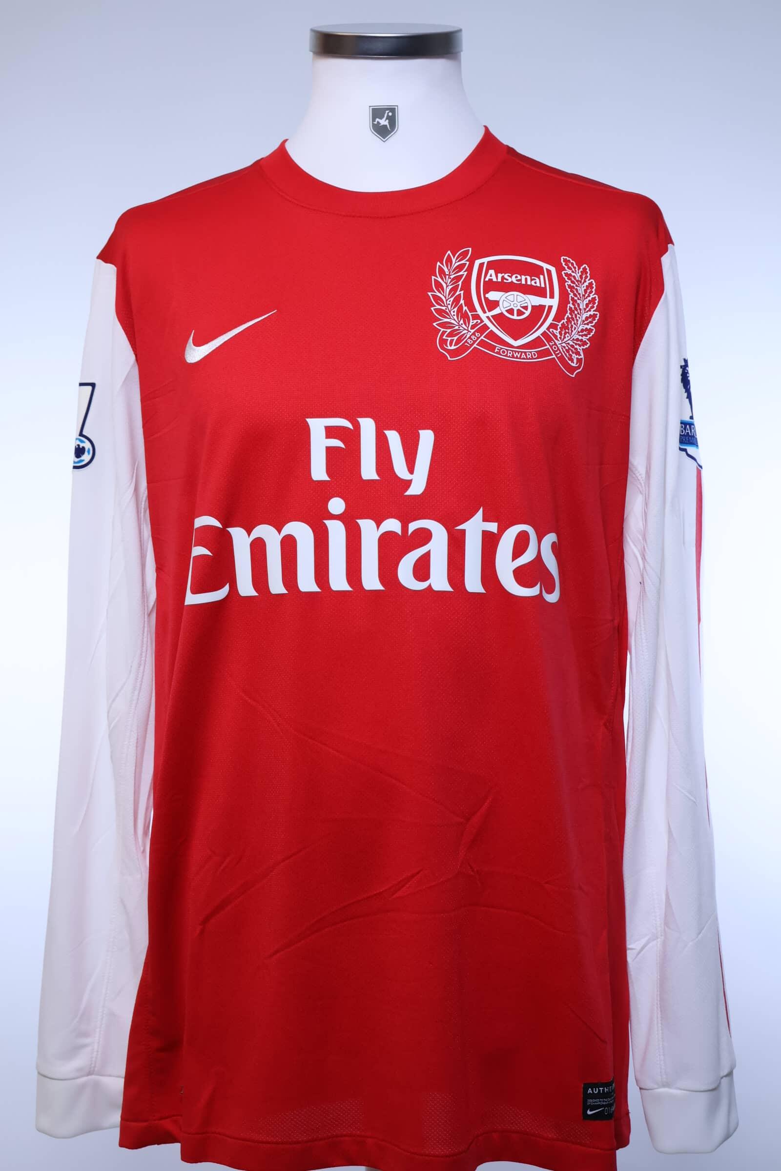 Arsenal Henry #12 2011/12 Home Shirt - L