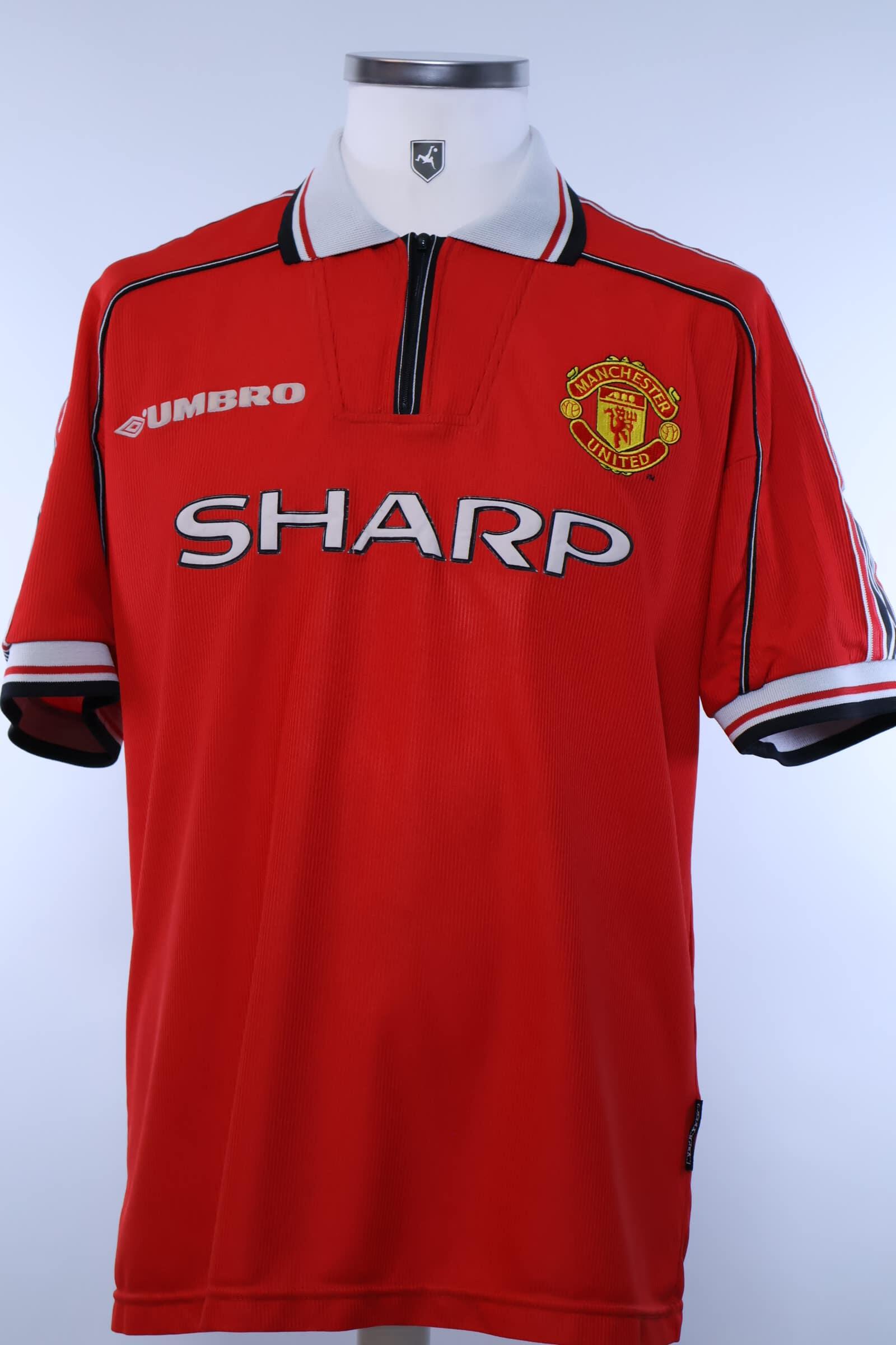 1996/98 - MANCHESTER UNITED - YORKE - #19 - HOME SHIRT - L