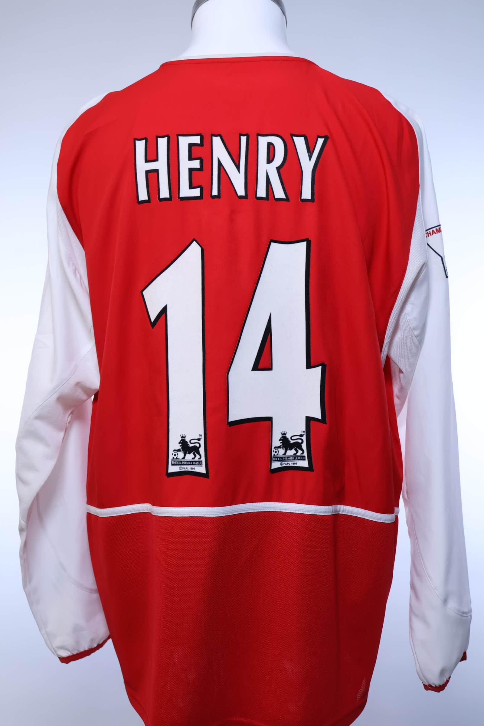 Arsenal Henry #14 2002/04 Home Shirt - L