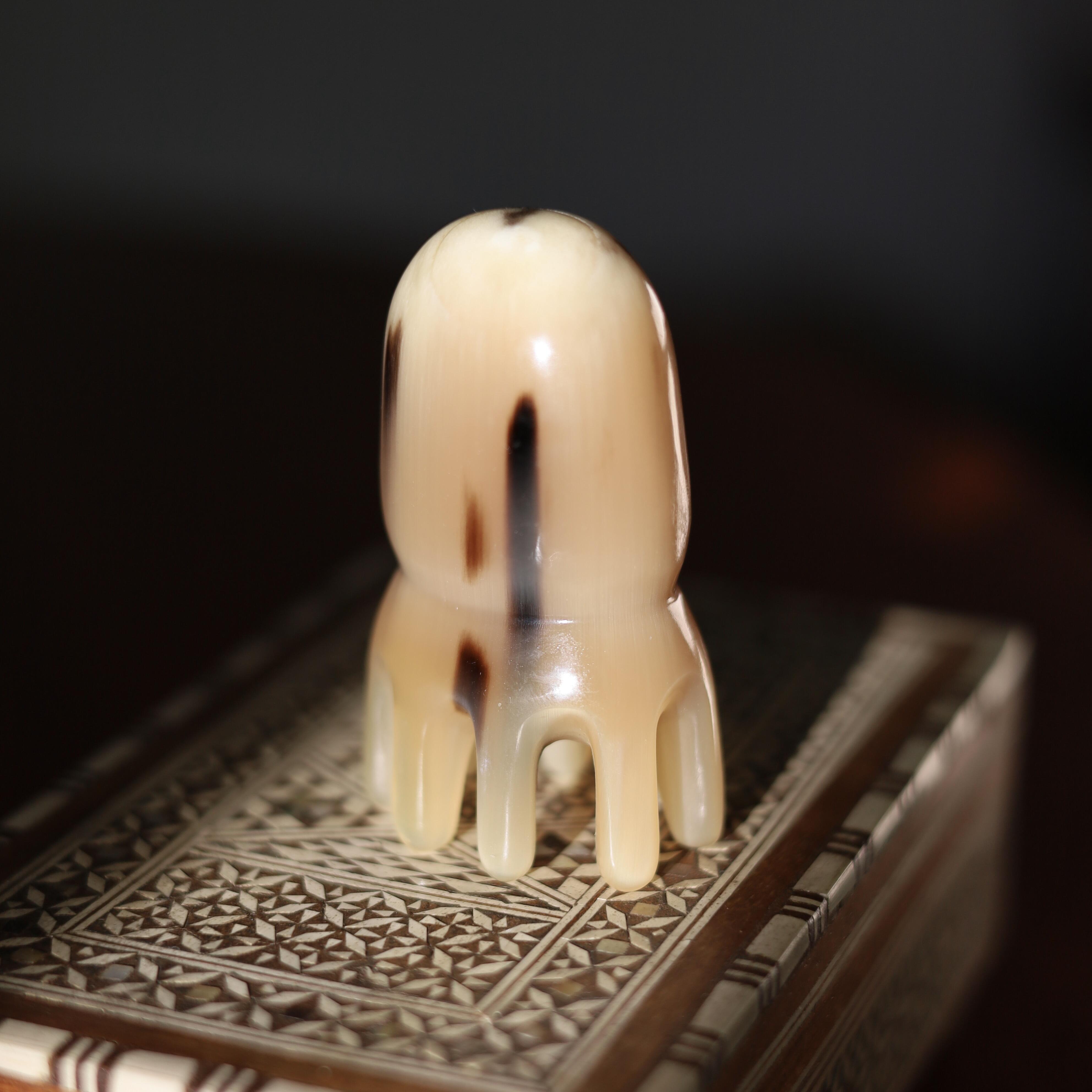 Natural Buffalo Horn Deep Scalp Massaging Tool for Healthy Hair Growth