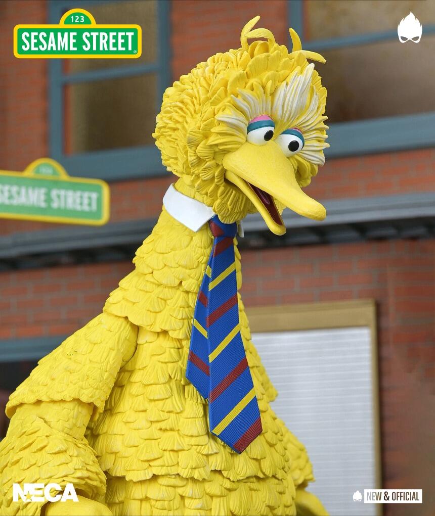 NECA - Sesame Street Action Figure 1/10 Scale Ultimate Big Bird