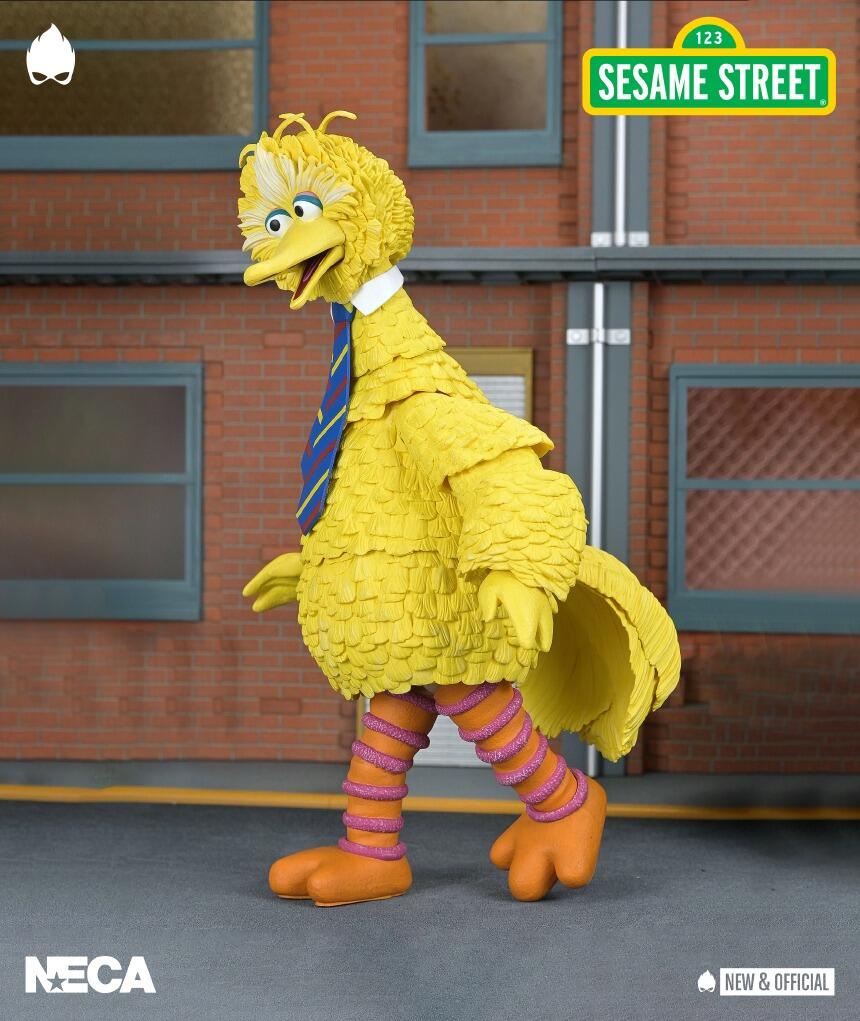 NECA - Sesame Street Action Figure 1/10 Scale Ultimate Big Bird