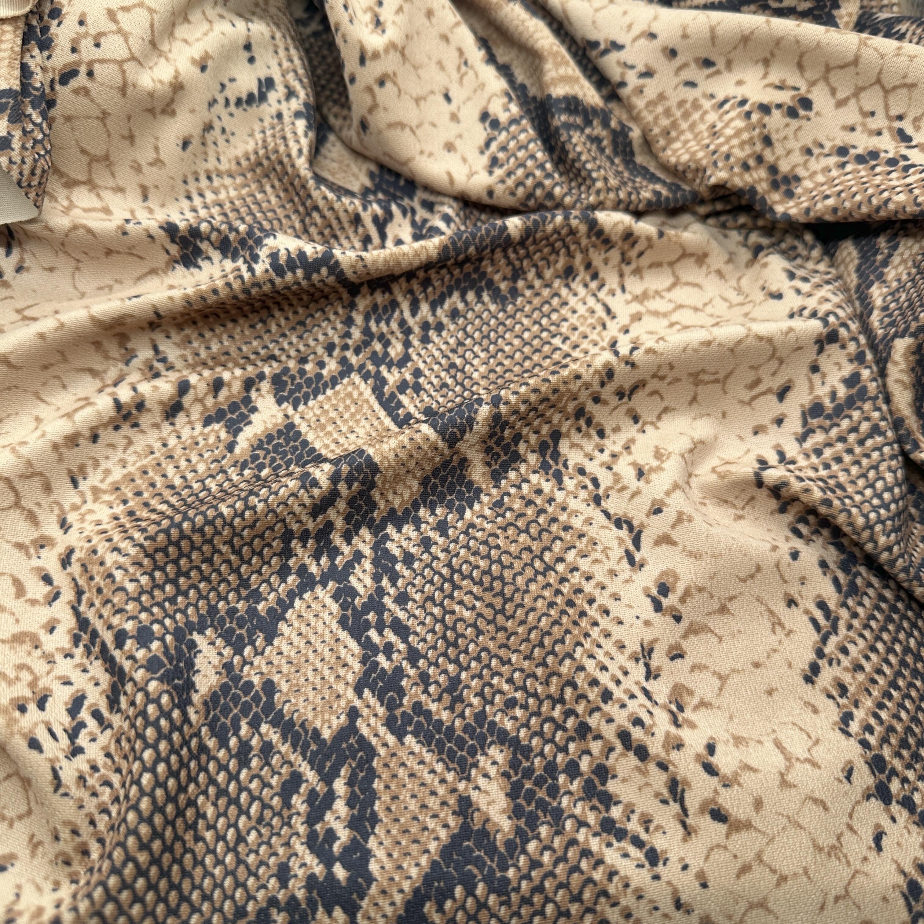 Velboa Ponyskin Tricot Snakeskin Fabric – 190gsm Light Brown/Black