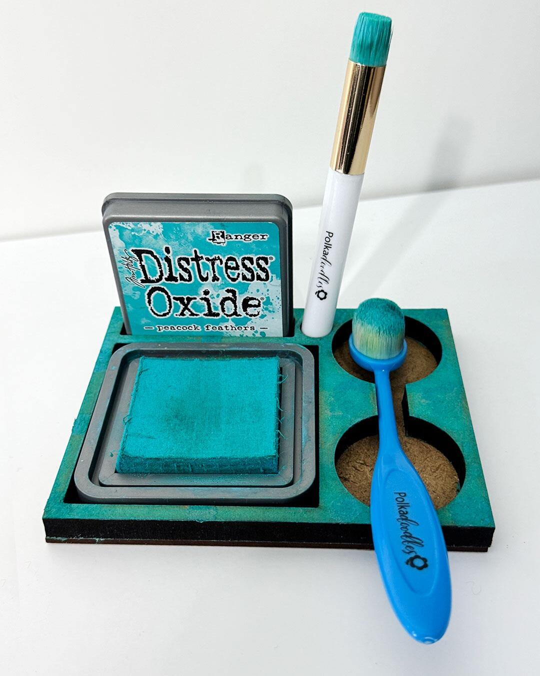 Polkadoodles - Distress Ink pad and Brush Holder - MDF DIY kit