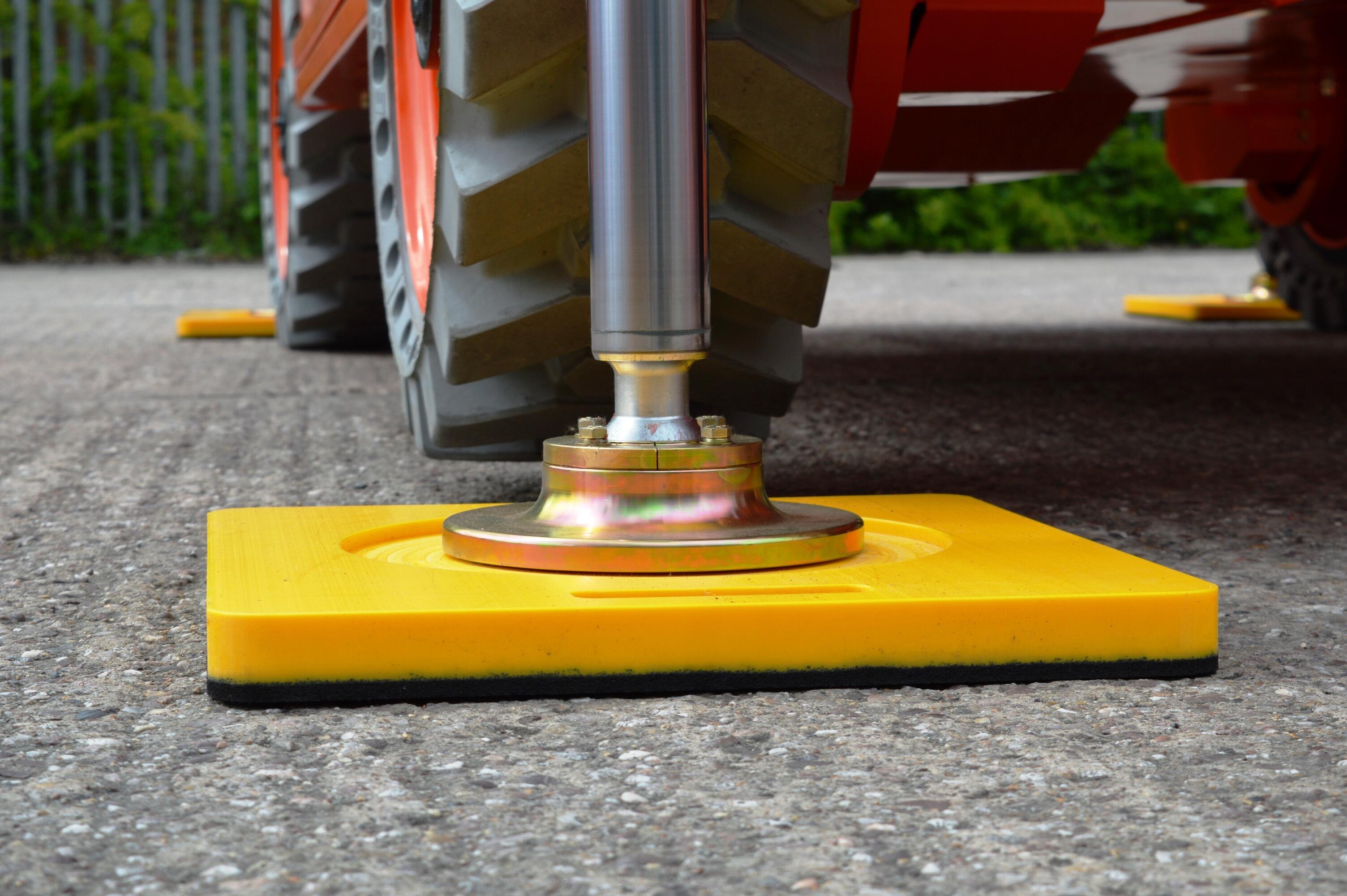 400X400X30mm PRO-TEK RECESSED YELLOW CRANE PAD, Spreader Plate ...