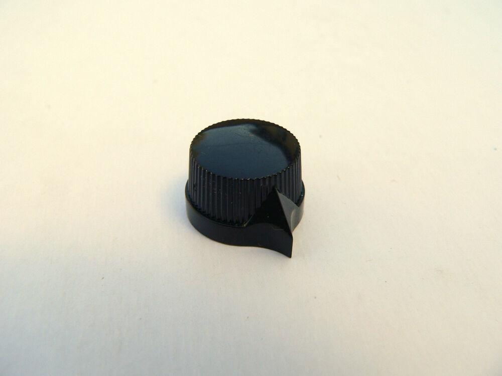 Small black pointer knob for valve radio, amplifier, guitar pedal 1/4" pots