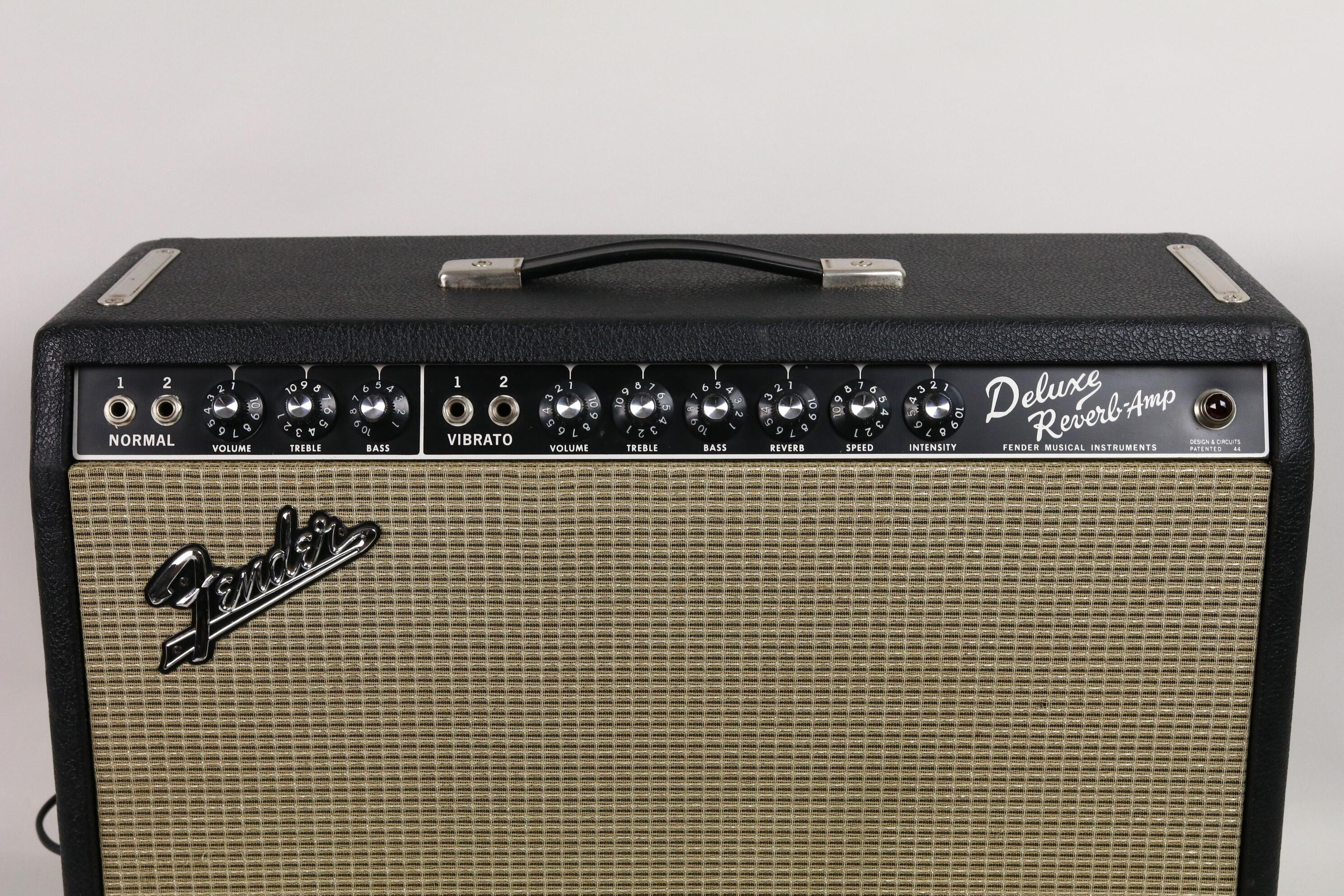 1967 Fender Deluxe Reverb + OSSC + footswitch