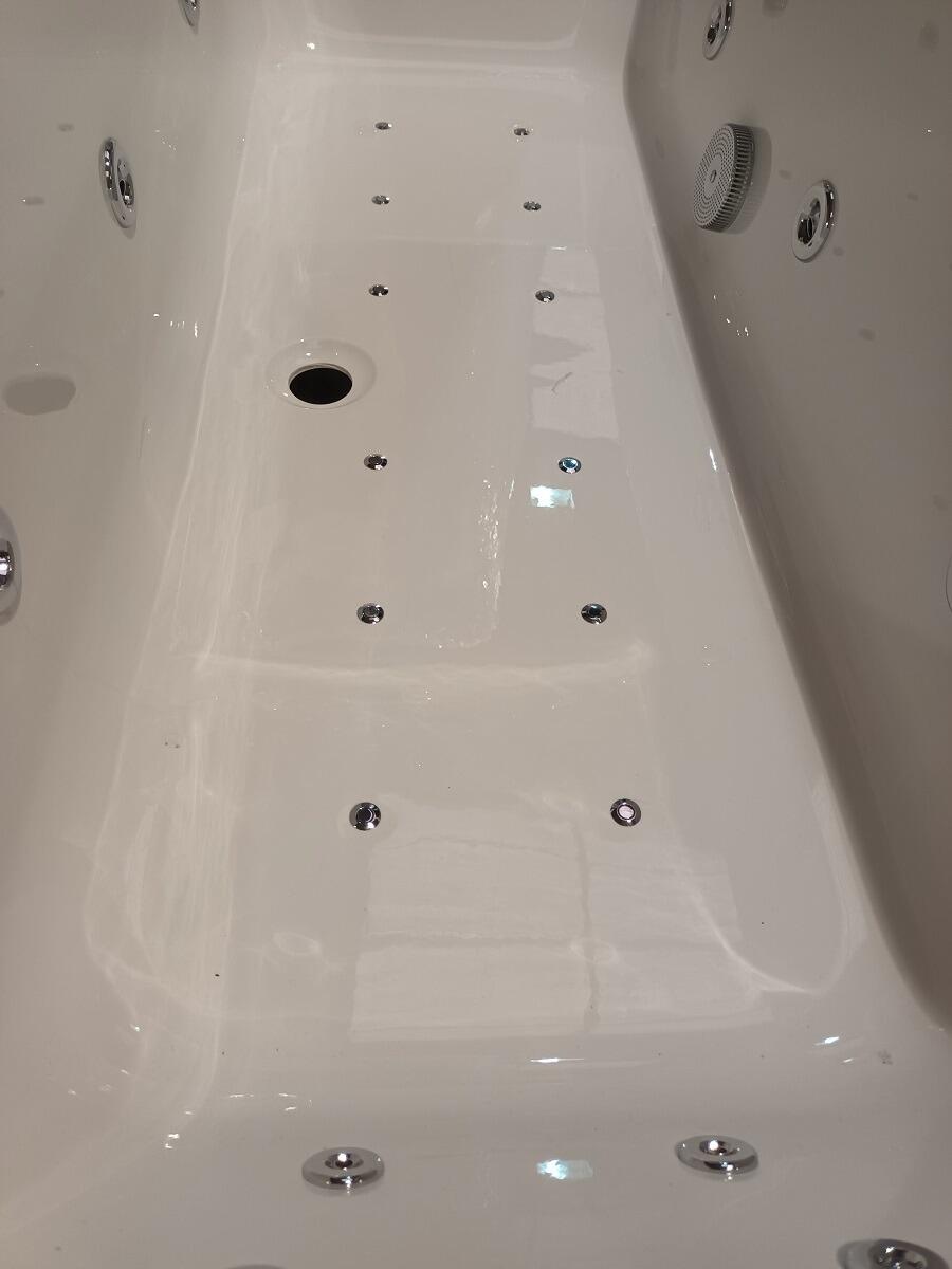 Beaufort Portland 24 Jet Twin Grip 1700 x 700 mm Single Ended Whirlpool Spa Bath