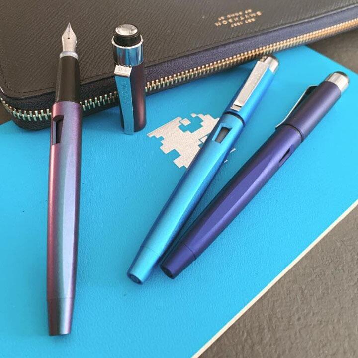 Diplomat Magnum Indigo Blue Fountain Pen - SeriouslyPens.co.uk