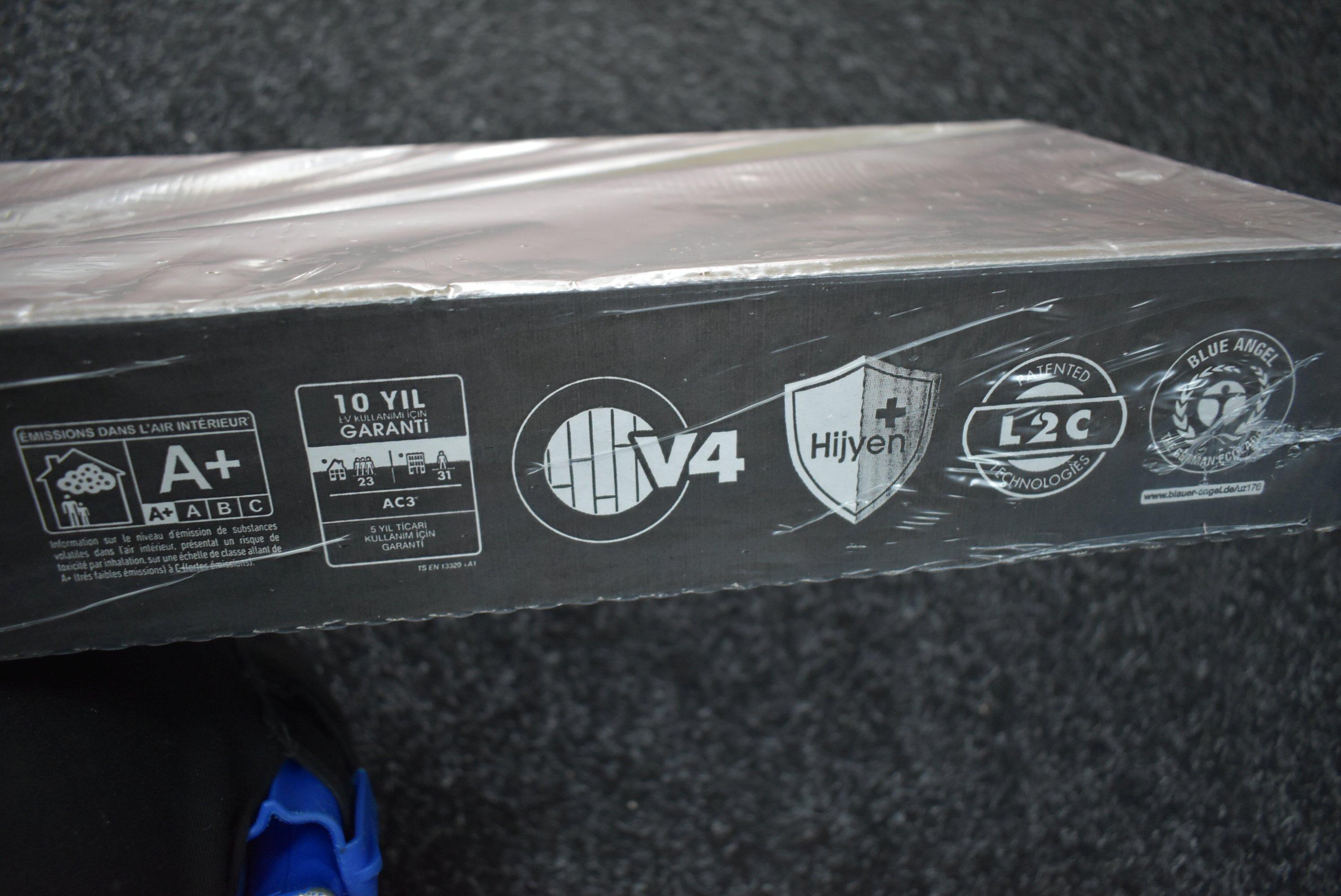 Sunex Merida 8mm laminate 197 x 1205mm planks £9.99/m²