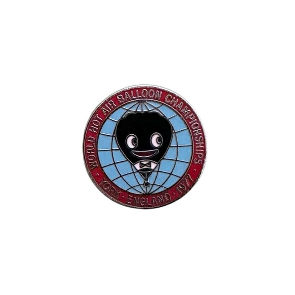 World Hot Air Balloon Championship 1977 York England Enamel Golly Pin Badge