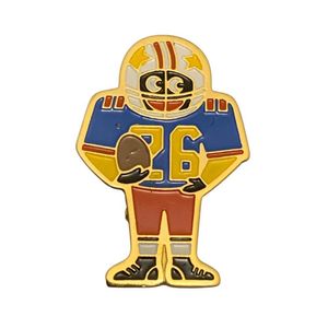 Robertsons 1980s Golly American Footballer Pin Badge