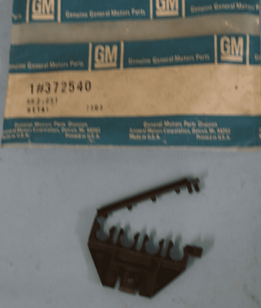 1965-1974 C2 C3 GM 372540 Big Block Plug Wire Retainer New Box C
