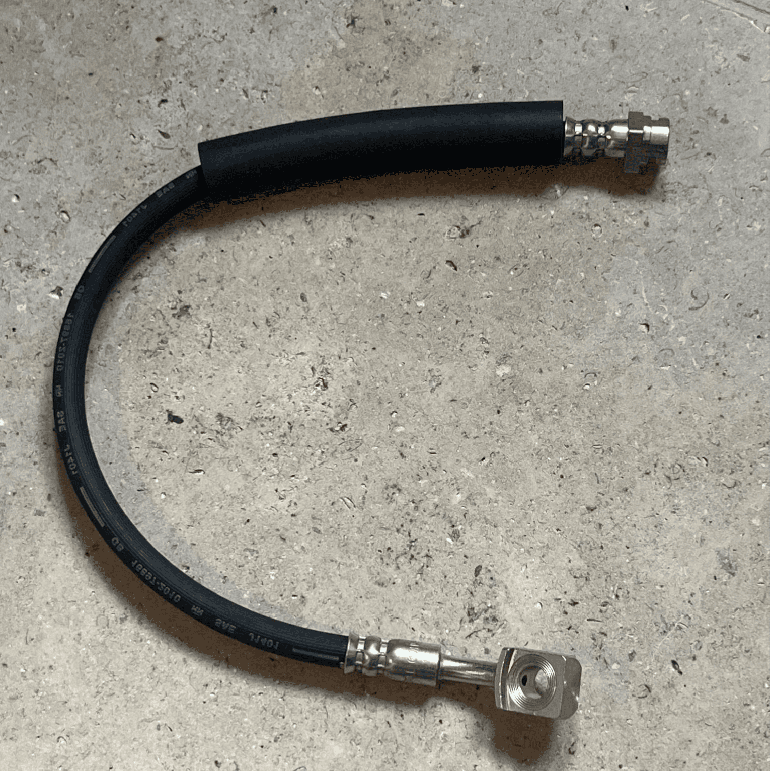 2005 - 2013 C6 Corvette front Brake hose RH Dorman H620764 NEW