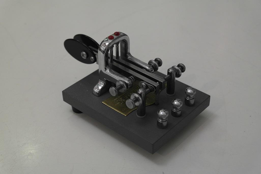 Second Hand Vibroplex Iambic Standard Dual Paddle Morse Key with Grey Base - Radioworld UK
