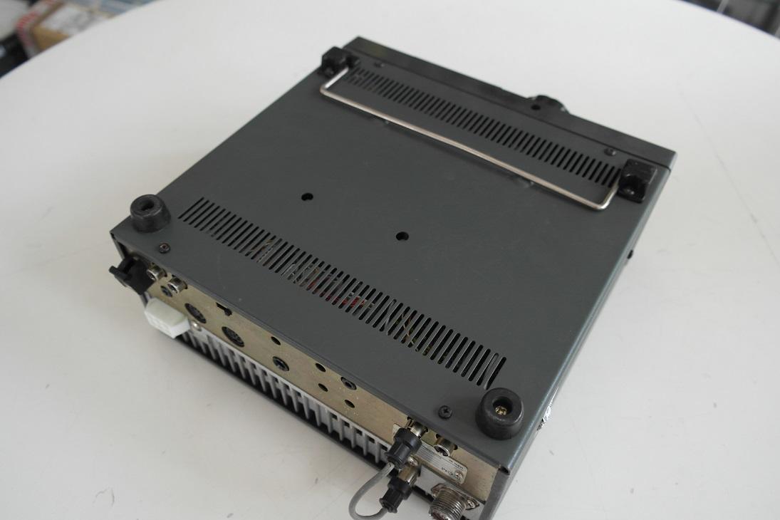 Second Hand Icom IC-735 HF Transceiver With FM Fitted - RWUK