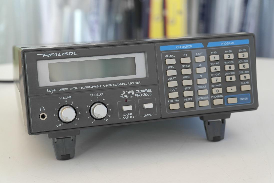 Second Hand Realistic Pro-2005 VHF/UHF Scanner - Radioworld
