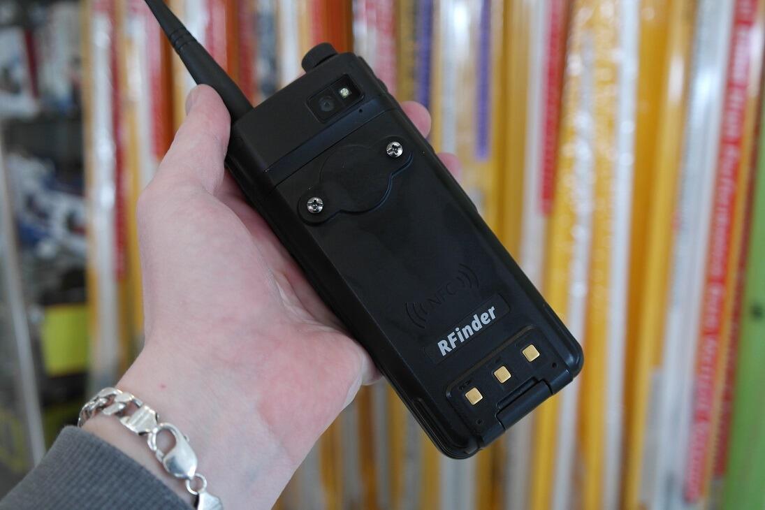 Second Hand RFinder B1 Dual Band DMR Network Handheld Radio - Radioworld UK