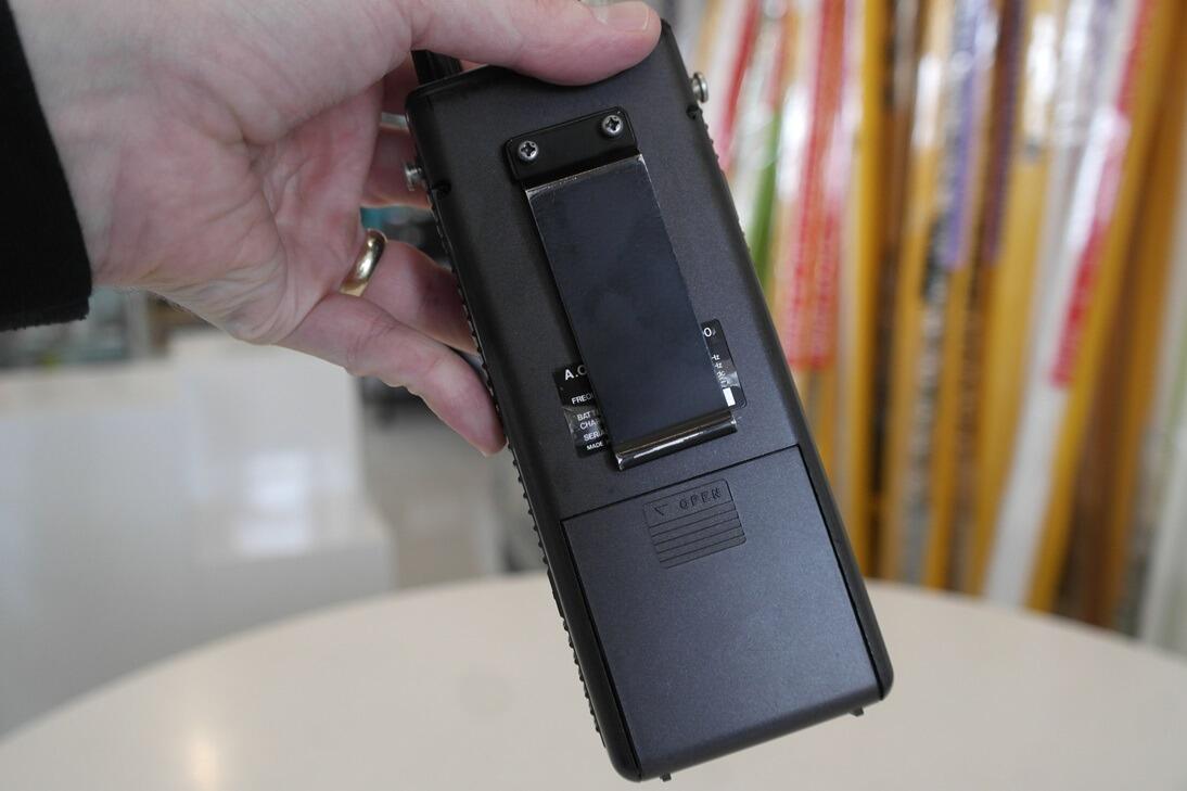 Second Hand AOR AR1000 HF VHF UHF Handheld Receiver - Radioworld UK