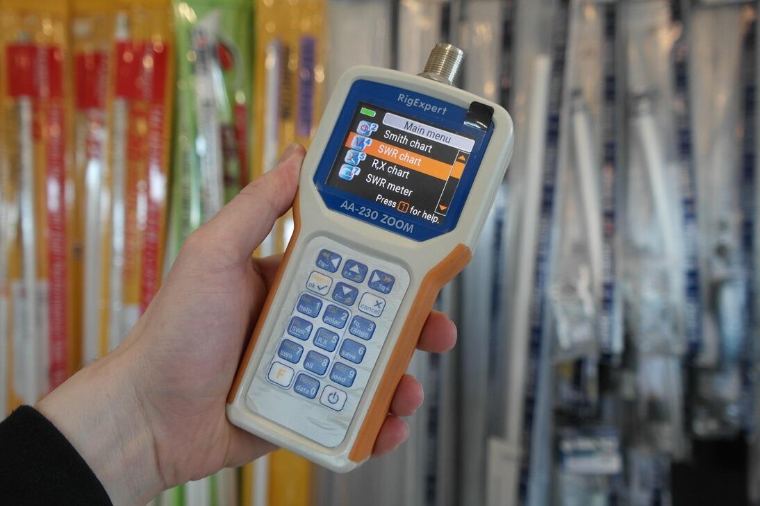 Second Hand Rigexpert AA230 Zoom HF VHF Antenna Analyzer with Bluetooth - Radioworld UK