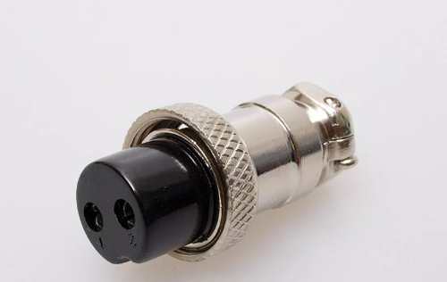 3-pin Microphone Plug - Radioworld UK