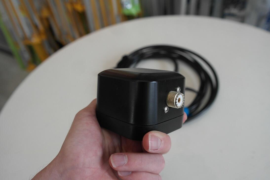 Second Hand Icom AL705 Portable Magnetic Loop Antenna - Radioworld UK