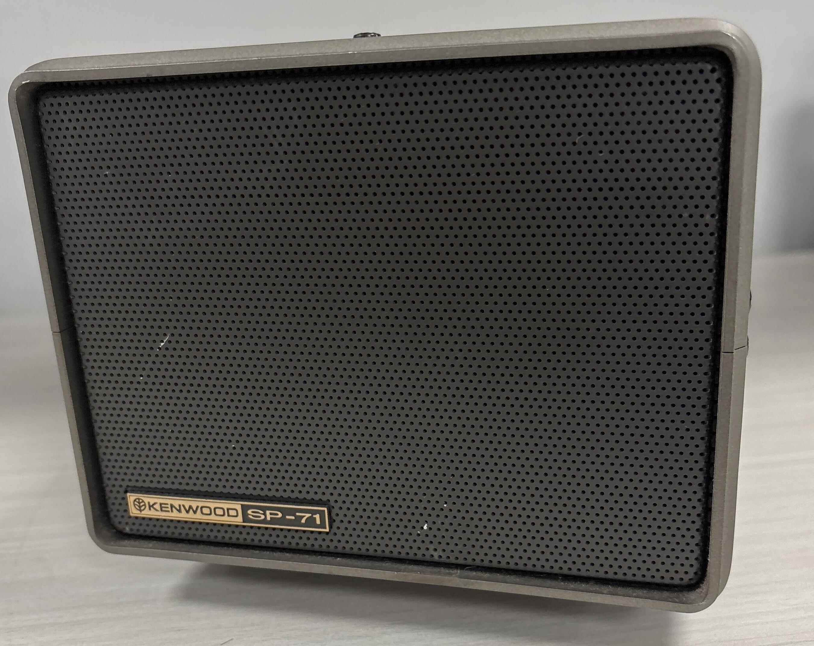 Second Hand Kenwood SP-71 base speaker matches the TS-780.