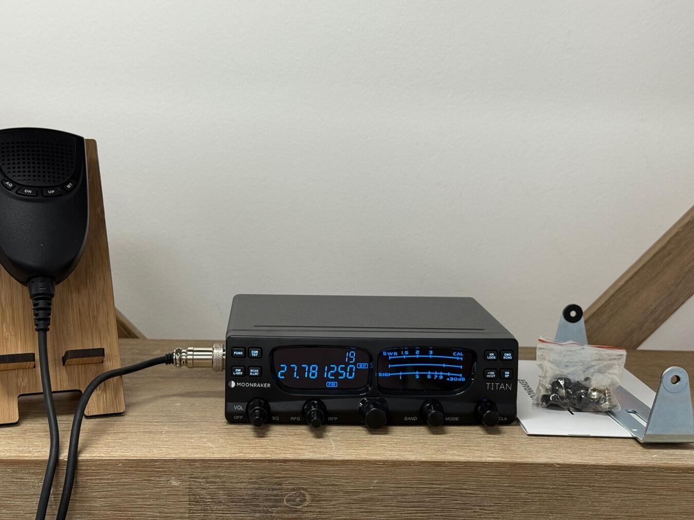 Second Hand Moonraker Titan 10m Mobile Transceiver – Radioworld UK