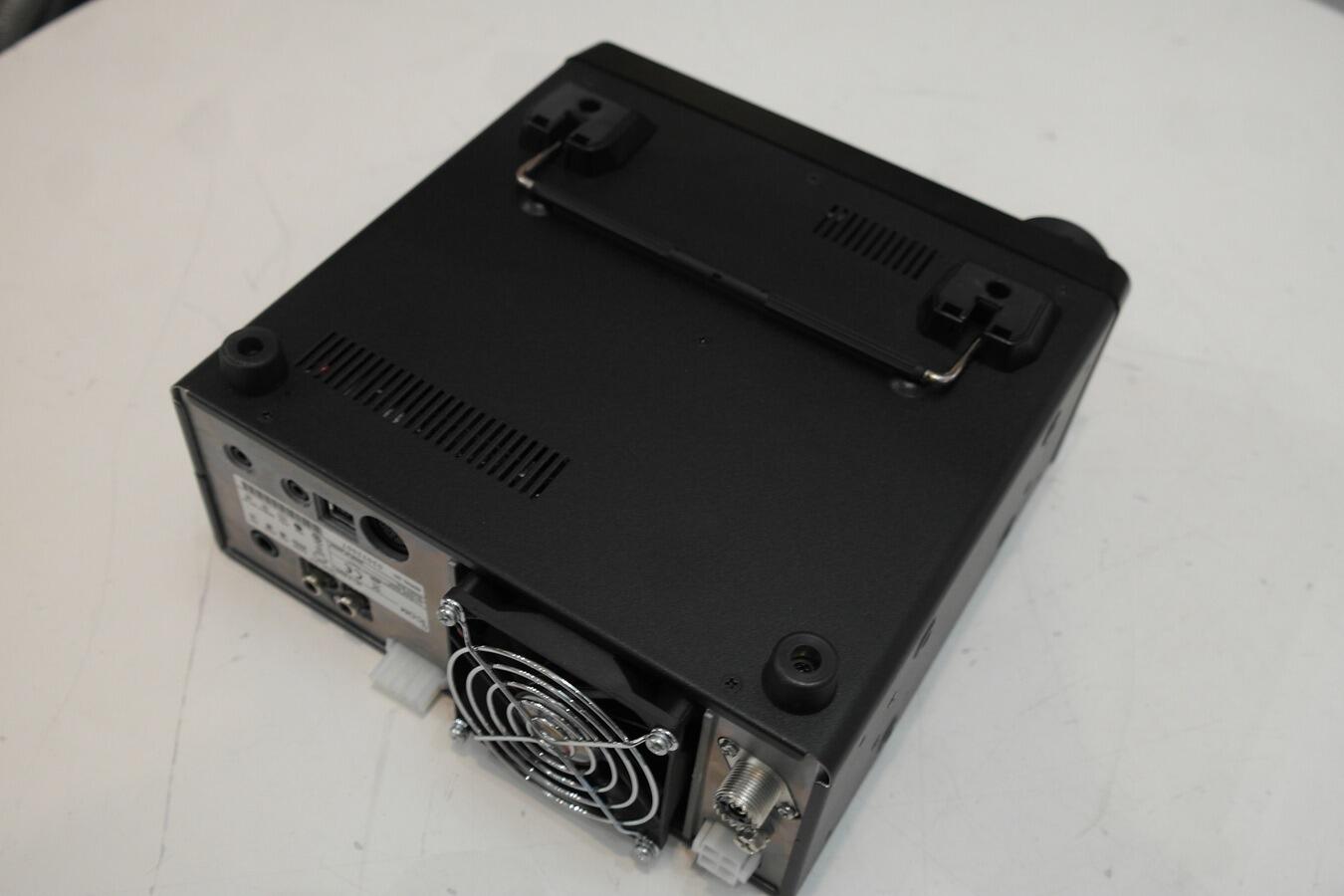 Second Hand Icom IC-7300 HF / 50 MHz / 70 MHz SDR Transceiver ...