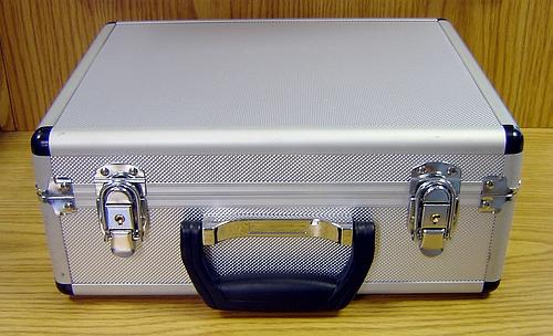 Second Hand Aluminium Travel Case - radioworld
