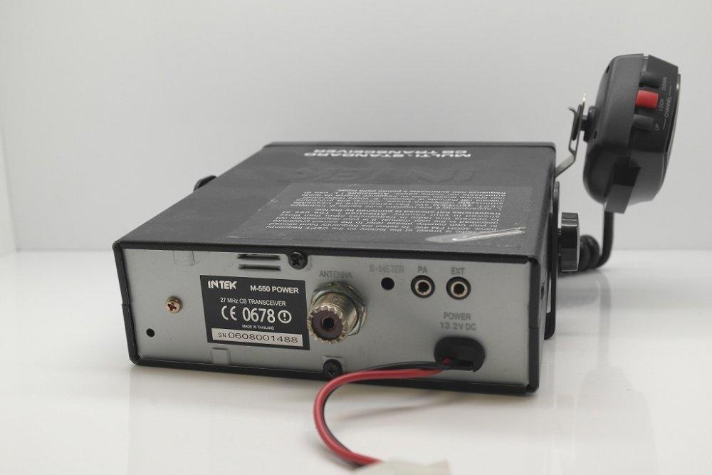 Second Hand Intek M-550 8-Band, 80 channel CB Radio - radioworld