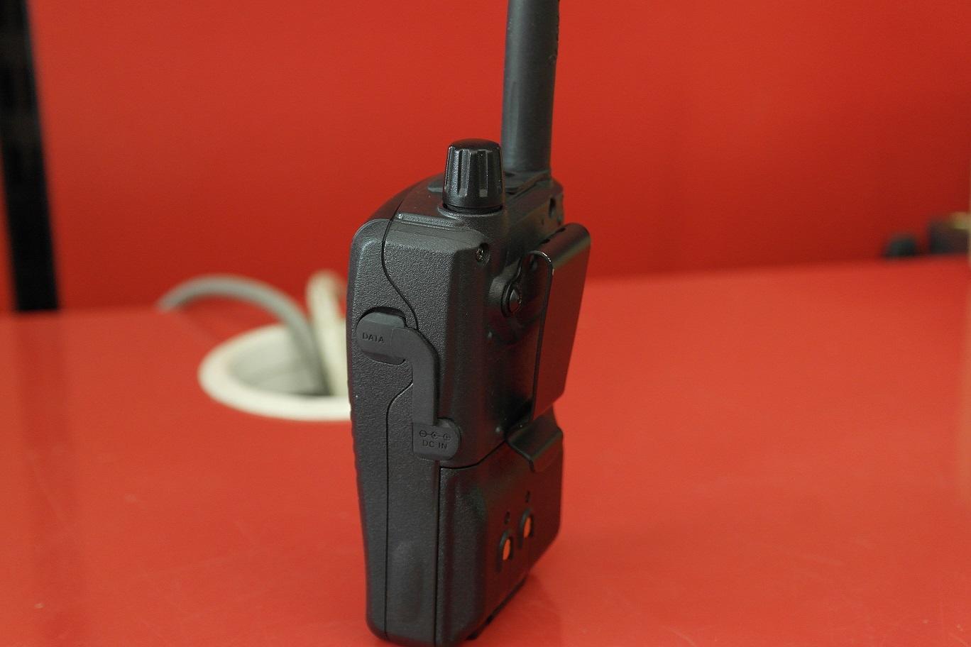 Second Hand IC-E80D Dual Band Digital Handheld Transceiver - RW UK