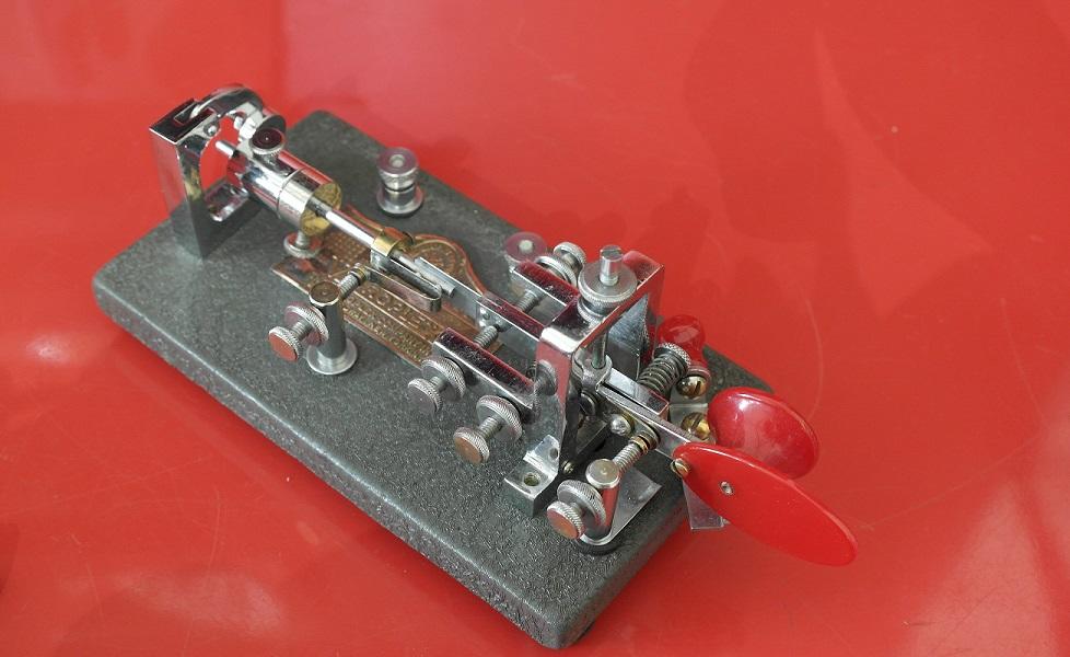 Second Hand Vibroplex Vintage 1944 Morse Key - Radioworld UK