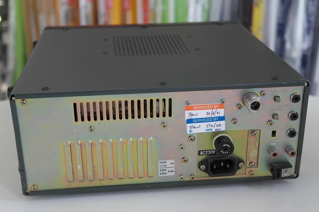 Second Hand Icom IC-R7000 VHF UHF Communications Receiver with HF ...