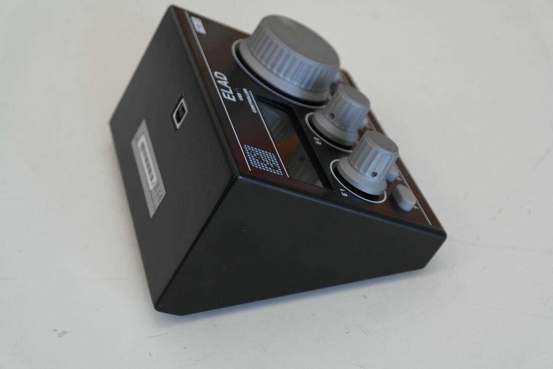Second Hand ELAD TMate2 SDR VFO – SDR Controller with Display ...