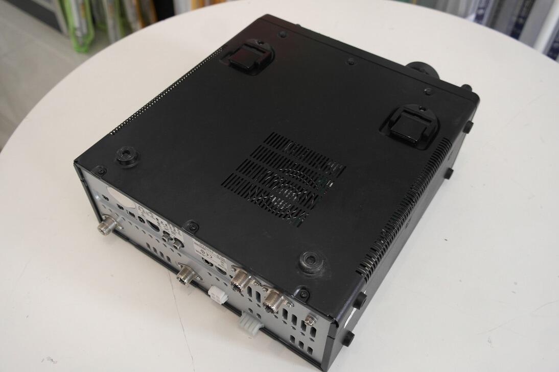 Second Hand Icom IC-9100 HF VHF UHF Transceiver - RW UK