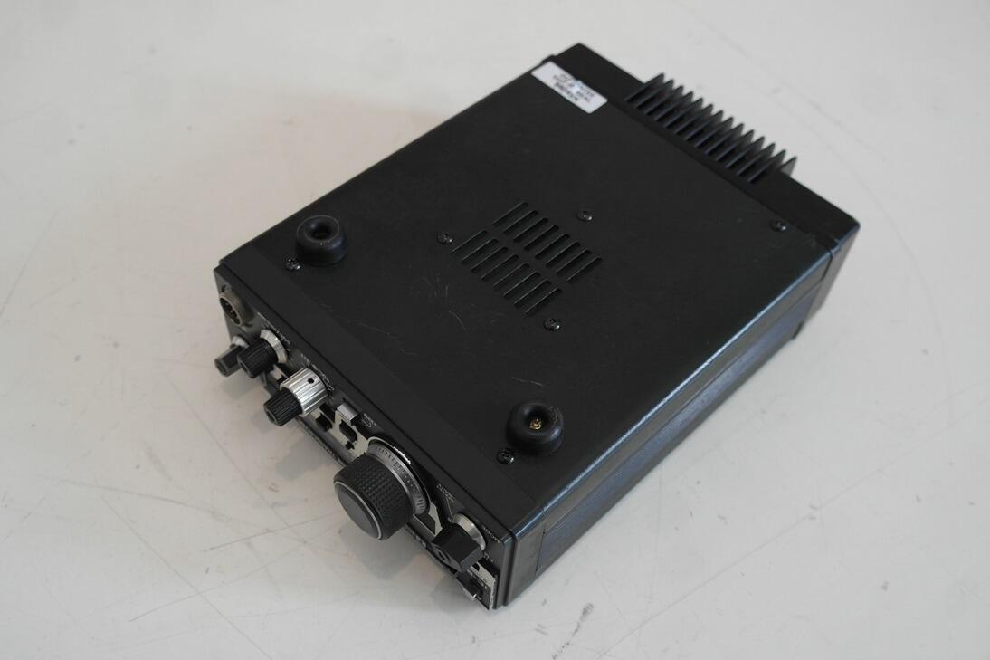 Second Hand Icom IC-290D 2m VHF SSB FM CW Transceiver - Radioworld UK