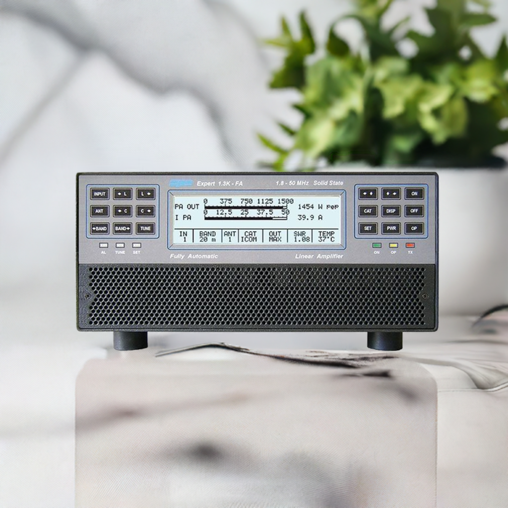 Spe Expert 1.3k-FA 1.5kW Solid State Fully Automatic Linear - Radioworld UK