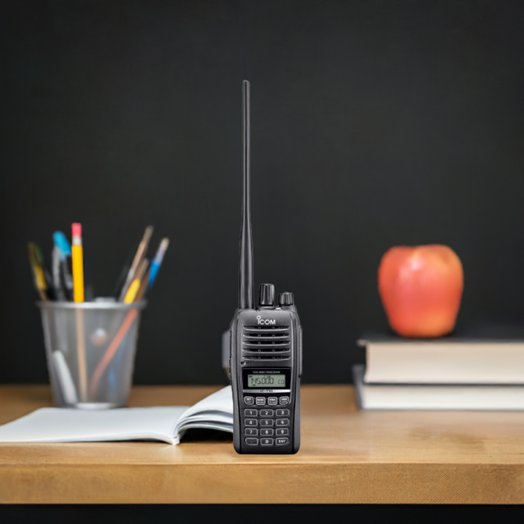 Icom IC-T10 VHF/UHF Dual Band FM Transceiver | Radioworld UK