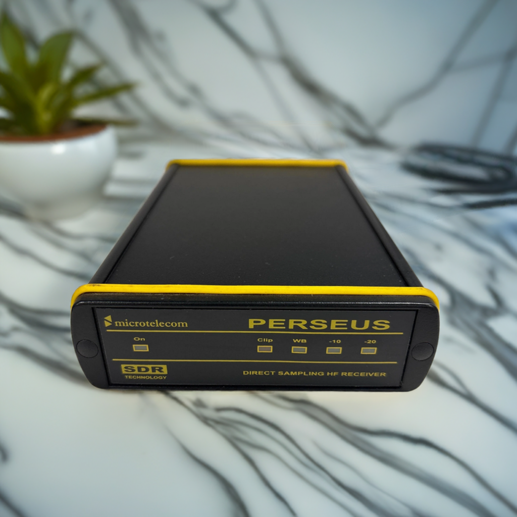 Second Hand Microtelecom Perseus SDR HF Receiver - Radioworld UK