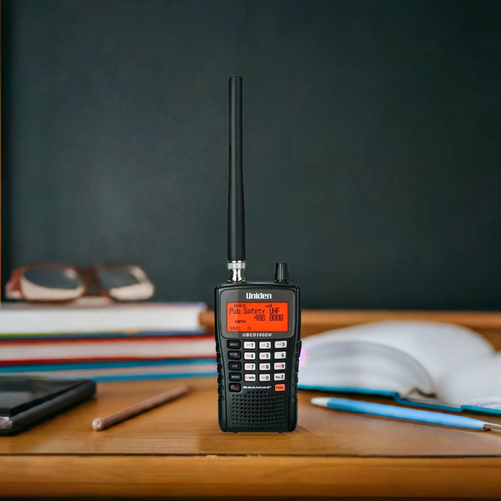 Uniden UBCD160DN Portable Digital Scanner dPMR, DMR & NXDN – Radioworld UK