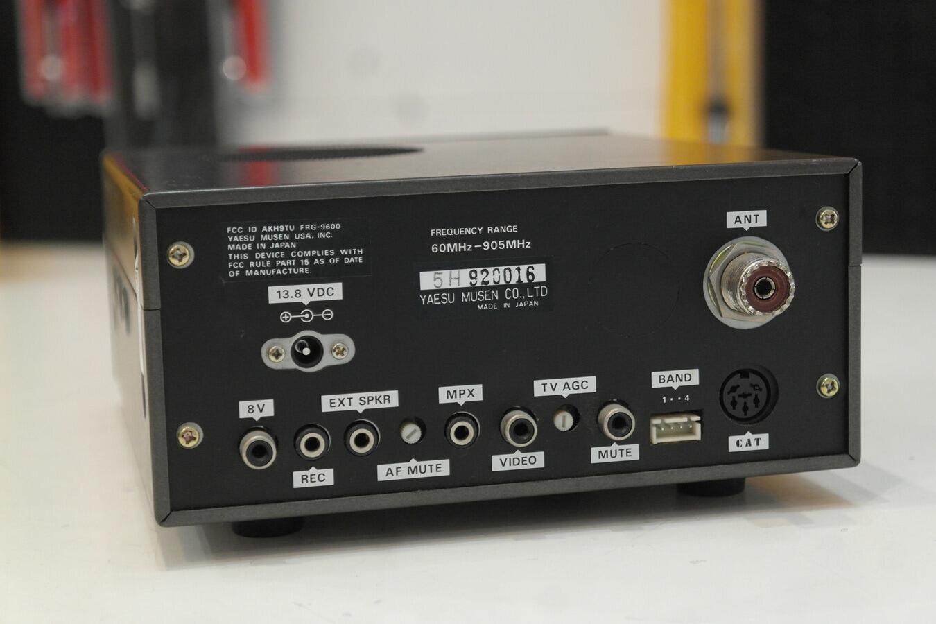 Second Hand Yaesu FRG-9600 VHF/UHF Receiver – Wideband Scanner | UK