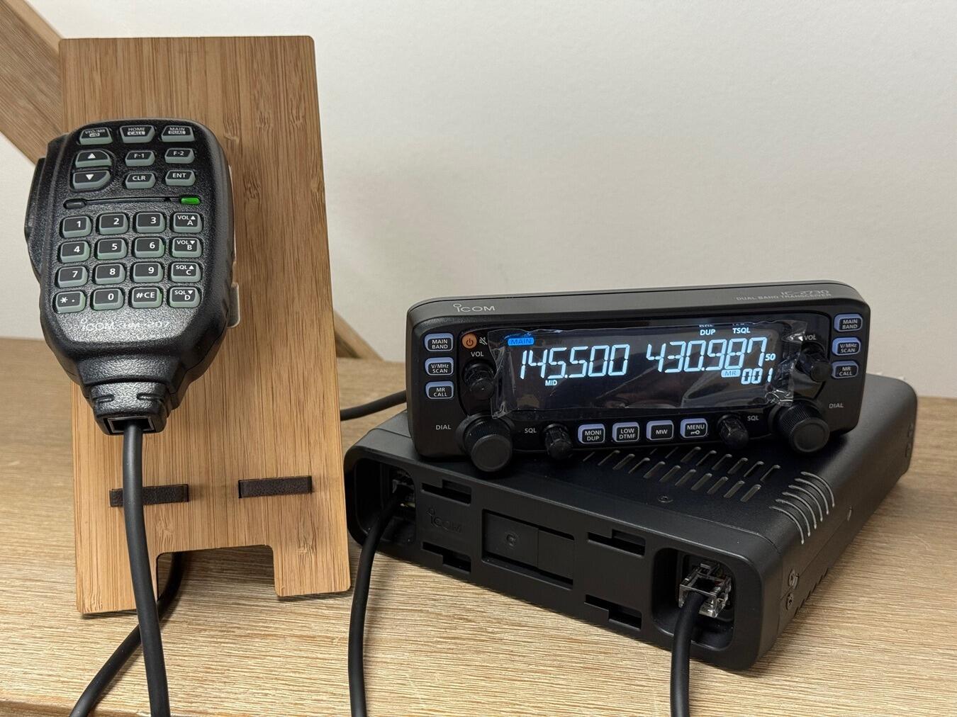 Second Hand ICOM IC-2730E Dual Band VHF-UHF Transceiver - Black Screen ...