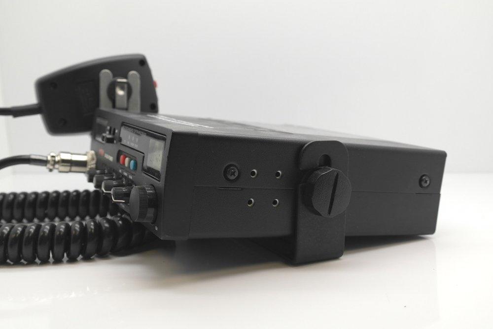 Second Hand Intek M-550 8-Band, 80 channel CB Radio - radioworld